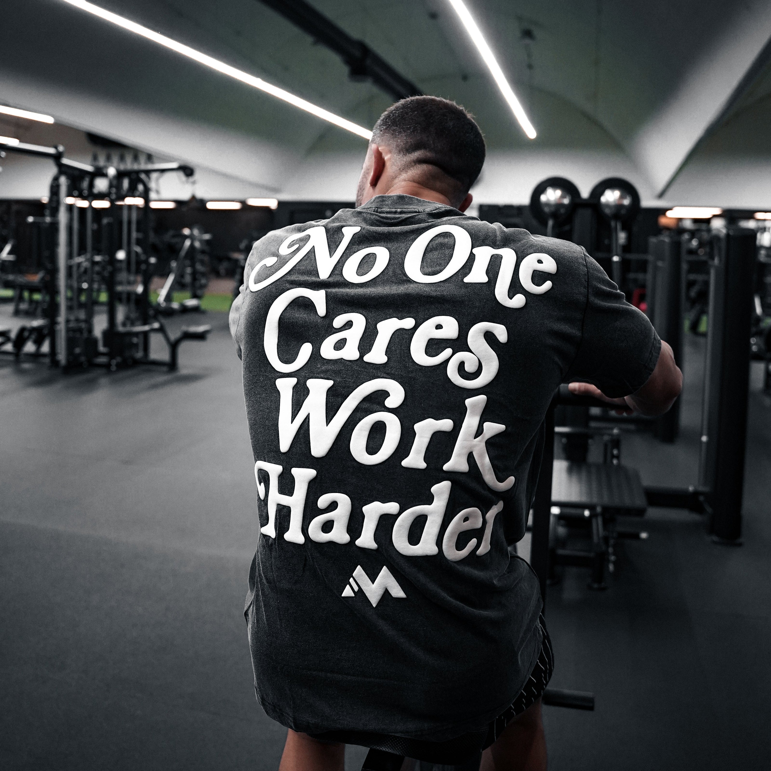 NO ONE CARES WORK HARDER - VINTAGE
